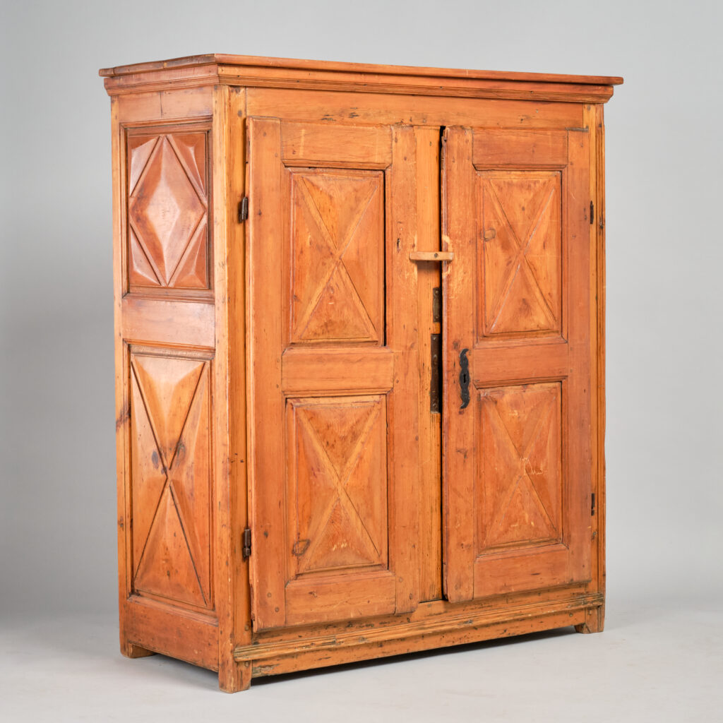 Canadiana, Québécois, & Folk Art: What Drives Pridham's Passion For The ...